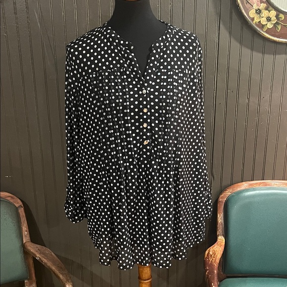 Cocomo | Tops | Cocomo Black And White Polka Dot Blouse | Poshmark